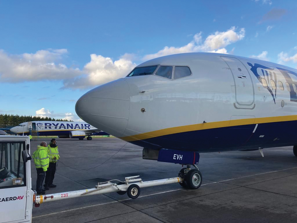 Boeing 737 Operators Snap Up Nose-To-Tail Maintenance Capacity ...