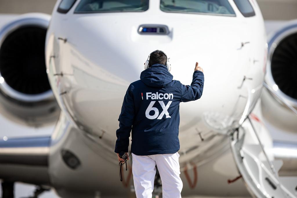 Falcon 6X Completes First Flight | Aviation Week Network
