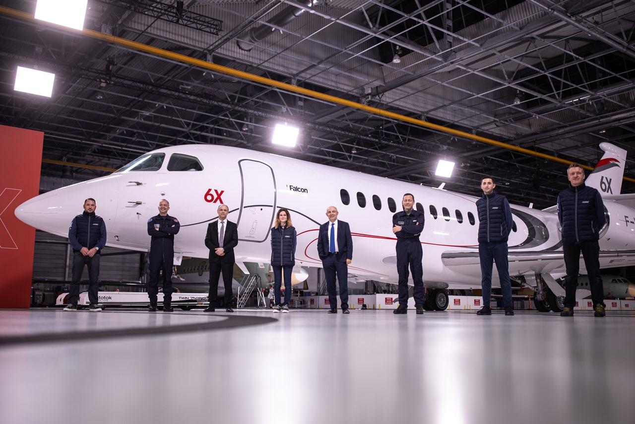 Falcon 6X Completes First Flight | Aviation Week Network