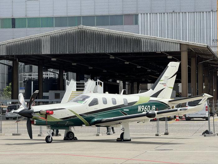 Gallery: Propeller Aircraft Arriving At EBACE 2024 | Aviation Week Network