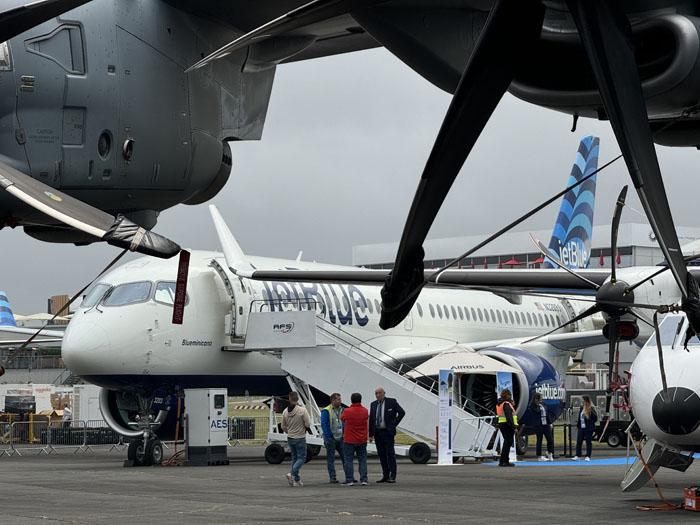 Gallery: The Atmosphere At Farnborough Airshow 2024 | Aviation Week Network