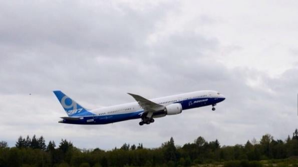 Boeing 787-9 takes to the skies for first test flight | Aviation Week ...