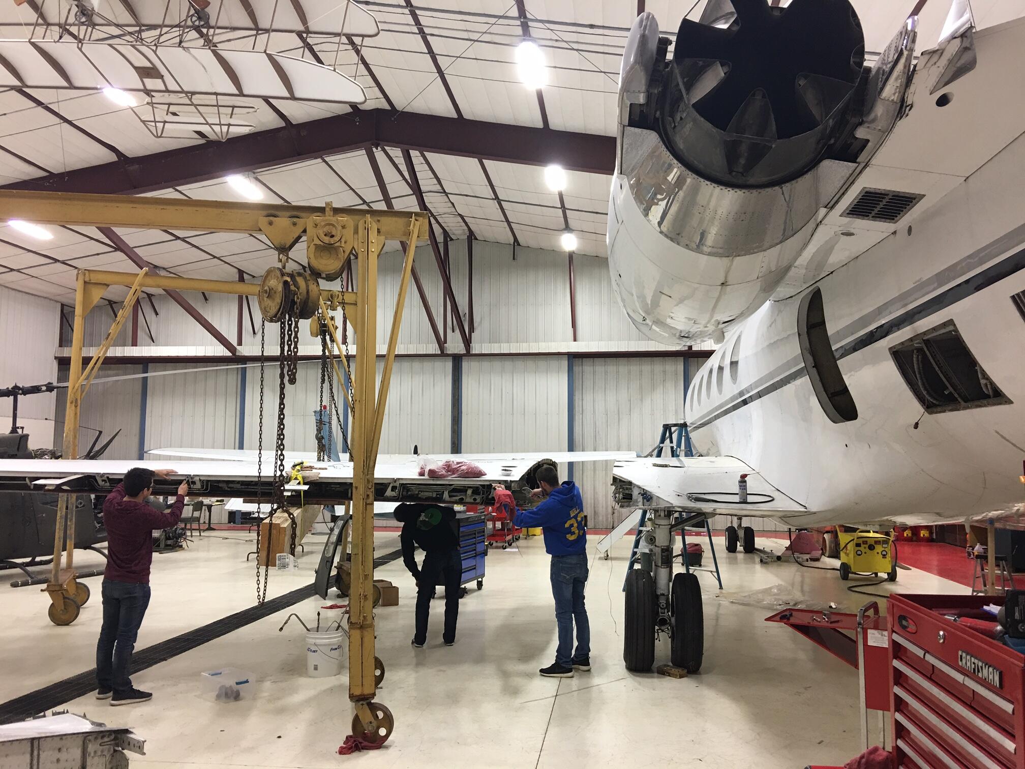 Standout Schools in Aviation Maintenance