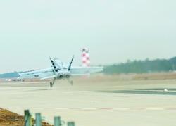 Electric Catapults Making U.S. Navy Carriers Safer, Stronger | Aviation ...